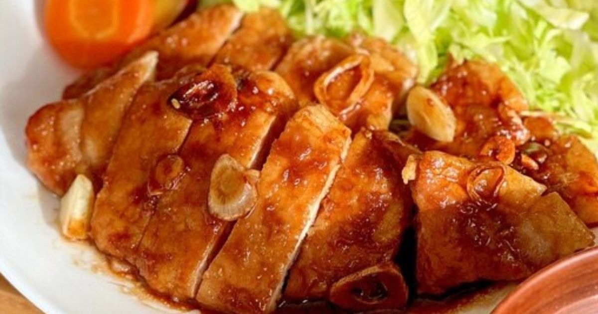 Tender Garlic Pork Sauté That Everyone Will Love Recipe by 栄養士のゆいごはん。