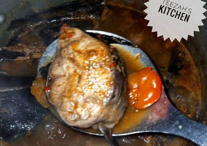 Farfesun kifi (cat fish pepper soup) girki daga teezah's kitchen - Cookpad
