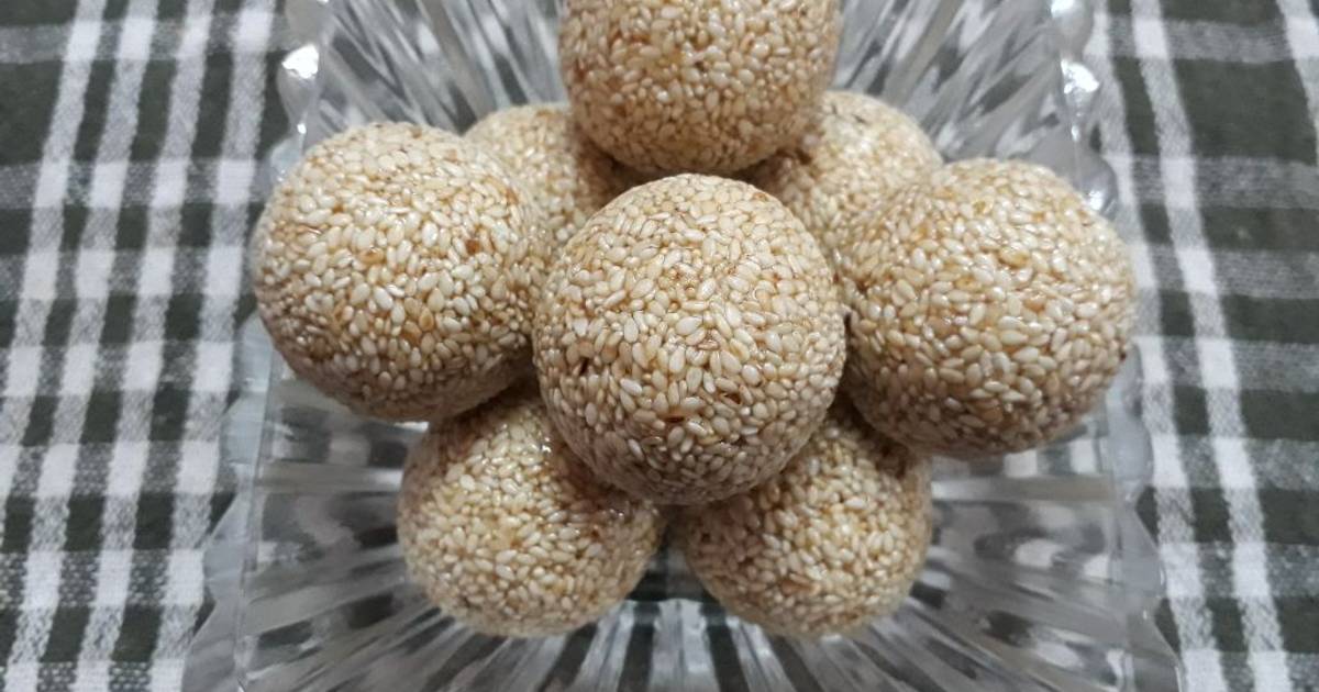 Sesame ladoo Recipe by Sarmistha Priyadarshini - Cookpad