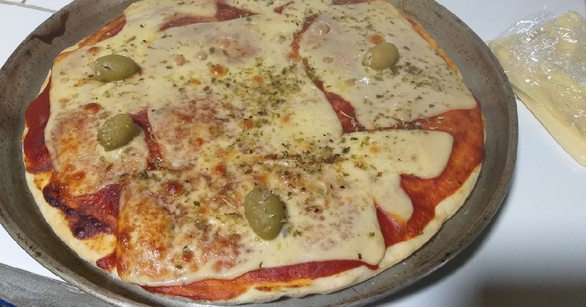 Pre Pizza Casera Receta de Flor Caceres- Cookpad