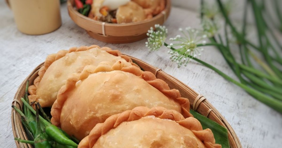 Resep Pastel Isi Rogout oleh Tri Yunianti - Cookpad