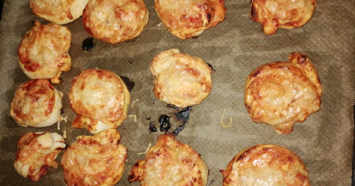 126 egyszerű és finom leveles tészta pizza recept - Cookpad receptek