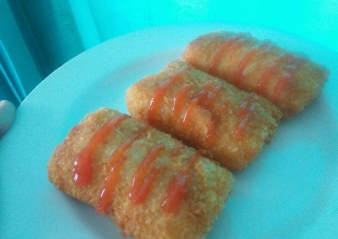 Resep Risol isi ayam suwir oleh Meiriska Dwi Efendi - Cookpad