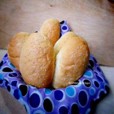 Resep Roti hotdog homemade oleh Dhenia zhaier 🆕 - Cookpad