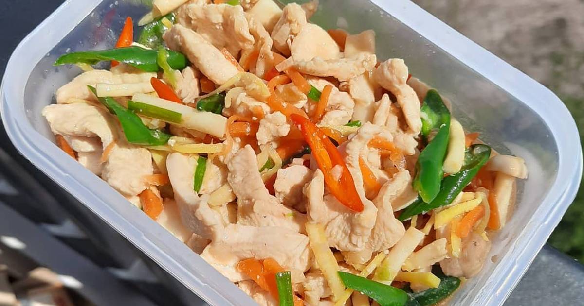 สูตร ไก่ผัดขิง โดย DA Suchada - Cookpad