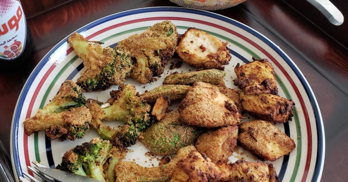 Fried Chicken 🍗 With Fried Broccoli 🥦 And Fried Avocado 🥑 Recipe by SABA