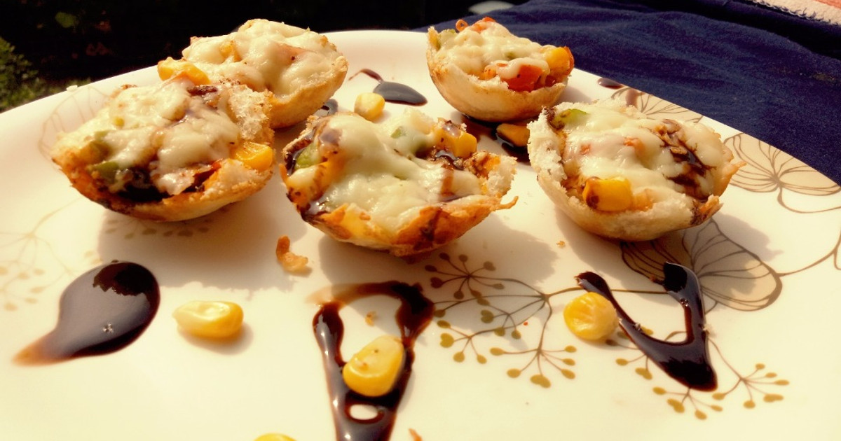 Pizza Cups Recipe by Chhavi Nitesh Goel - Cookpad