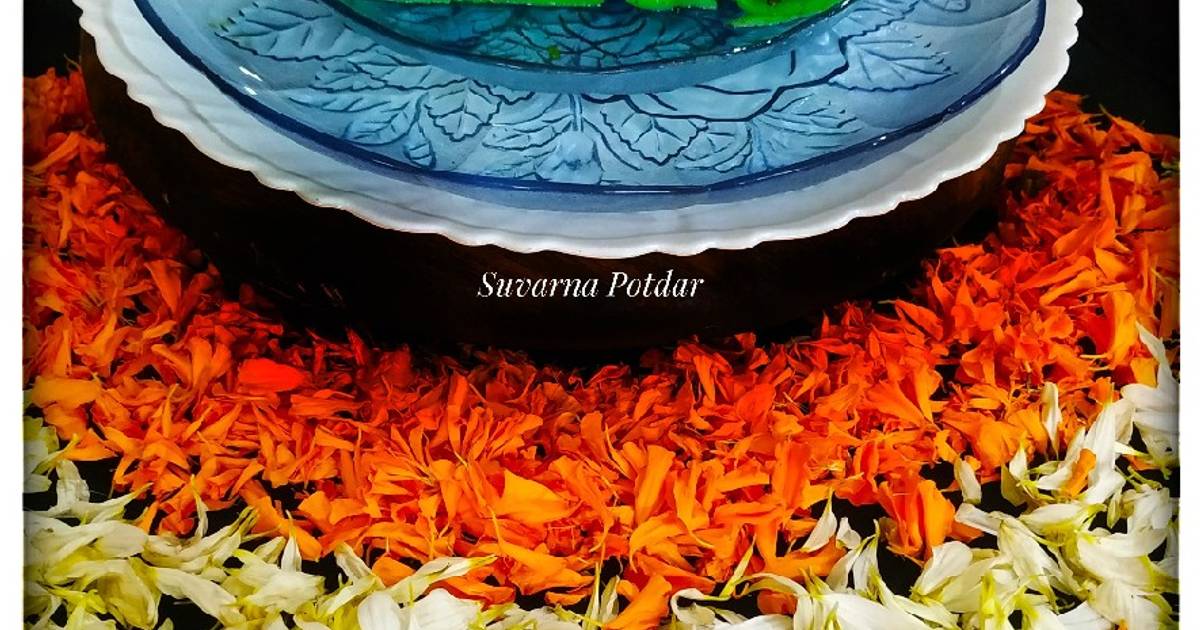 रवा रोल (rava roll recipe in marathi) रेसिपी Suvarna Potdar द्वारे ...