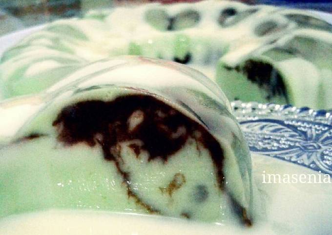Resep Puding roti pandan marmer oleh Ima Senia Anwar - Cookpad