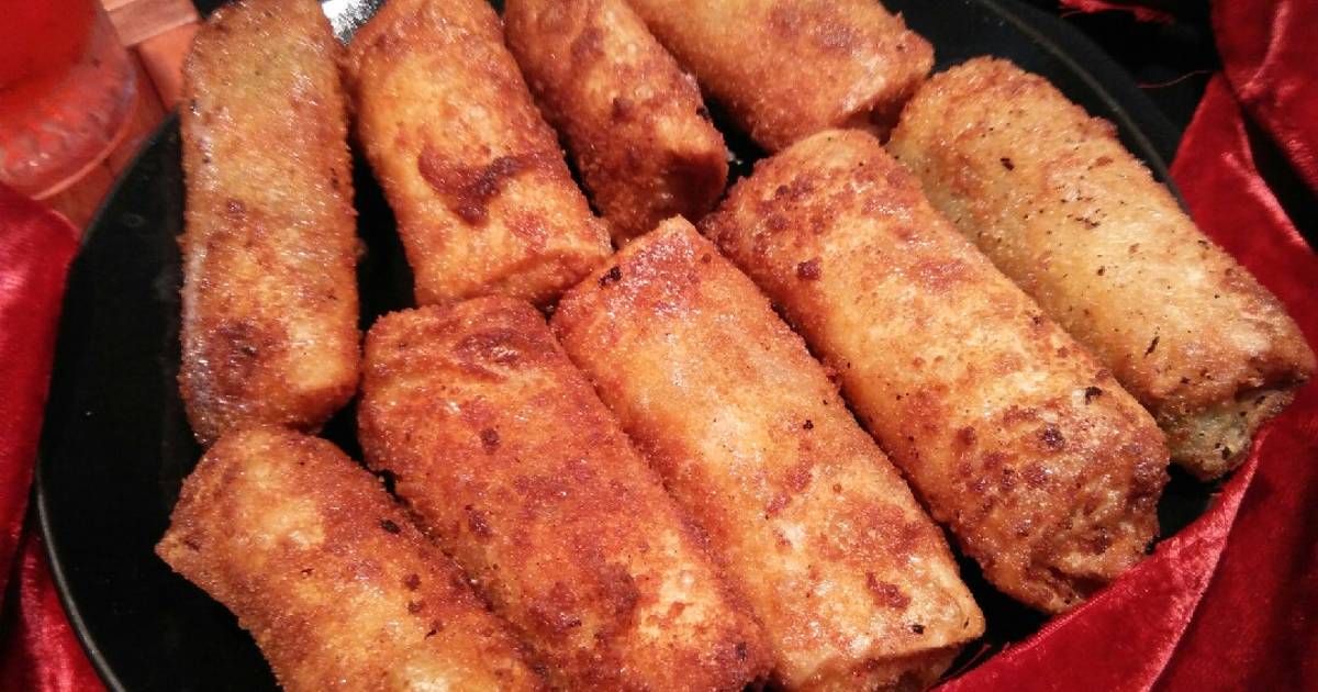 Pizza Bites Roll Recipe by Mehak Tabani - Cookpad