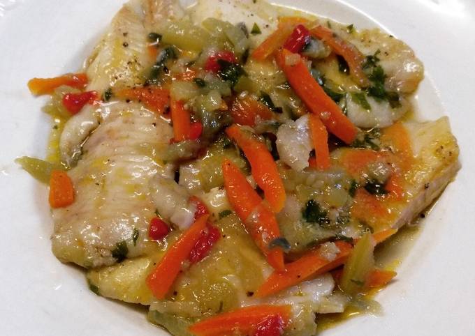 Filetes de mero con verduras Receta de Mari Carmen- Cookpad