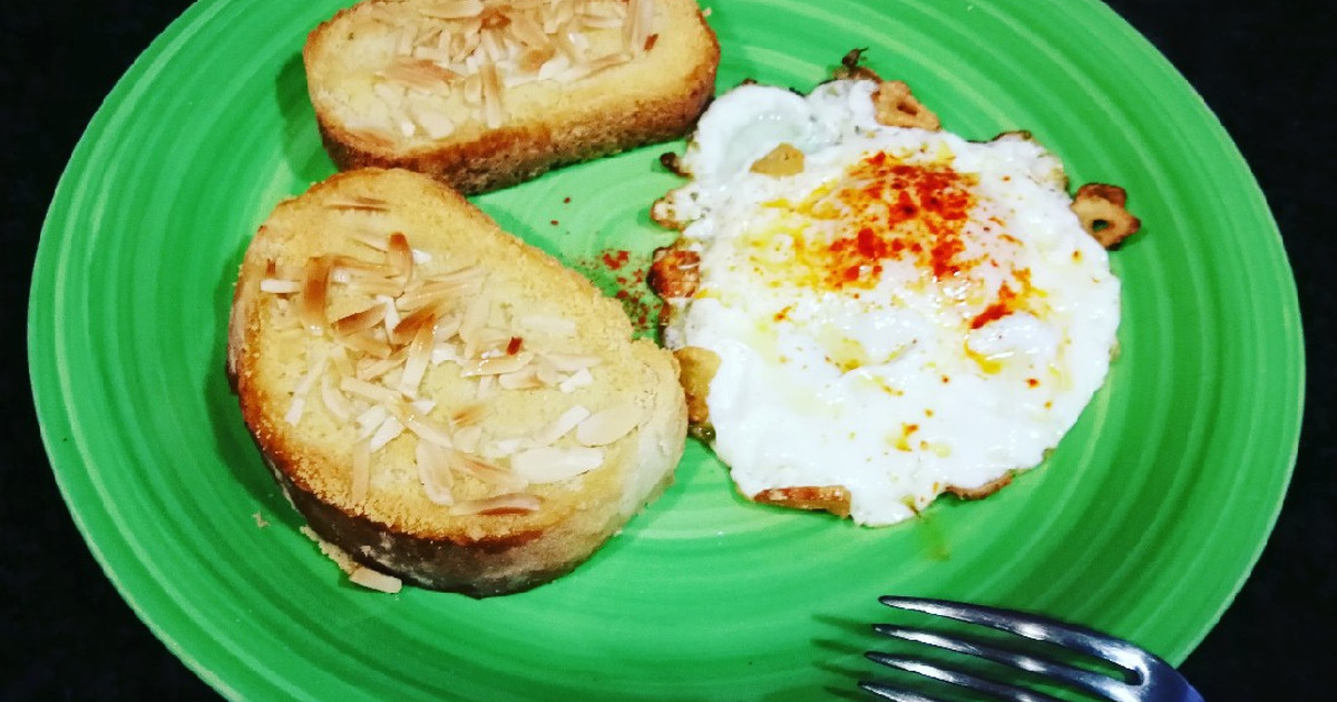 Huevo Frito Con Tostadas Al Parmesano Receta de "cocinar con jorgette ...