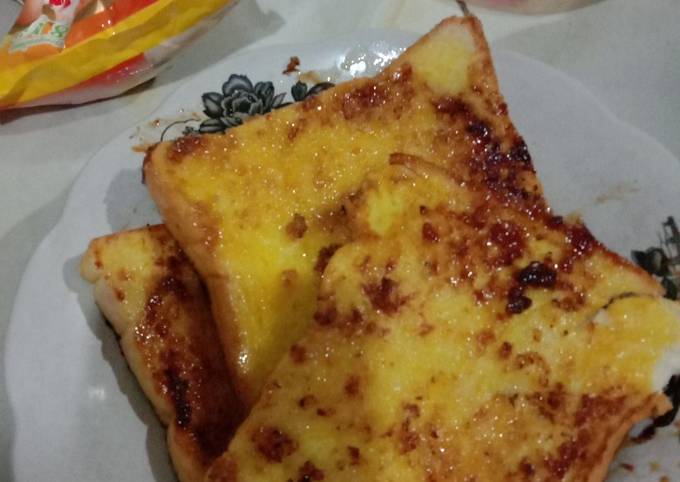 Resep Roti tawar bakar ada karamelnya oleh Dewy Yuliani - Cookpad