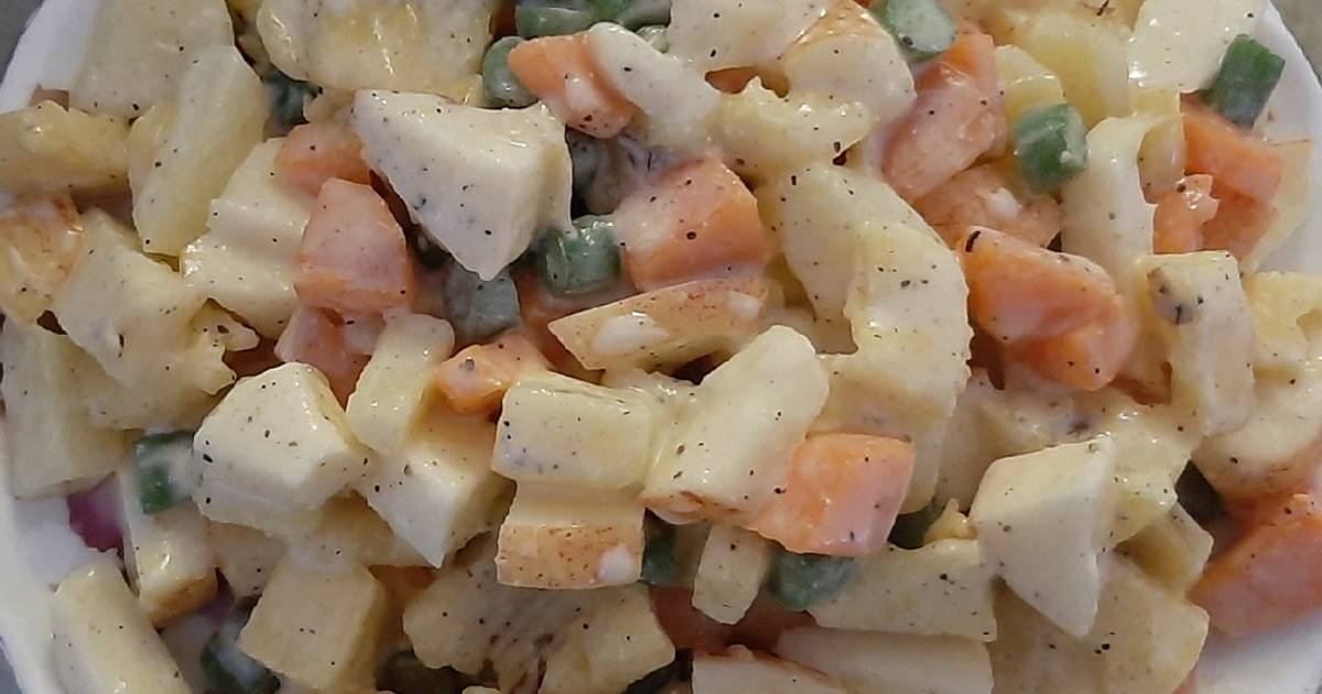 Russian salad Recipe by Nahid Syeda - Cookpad