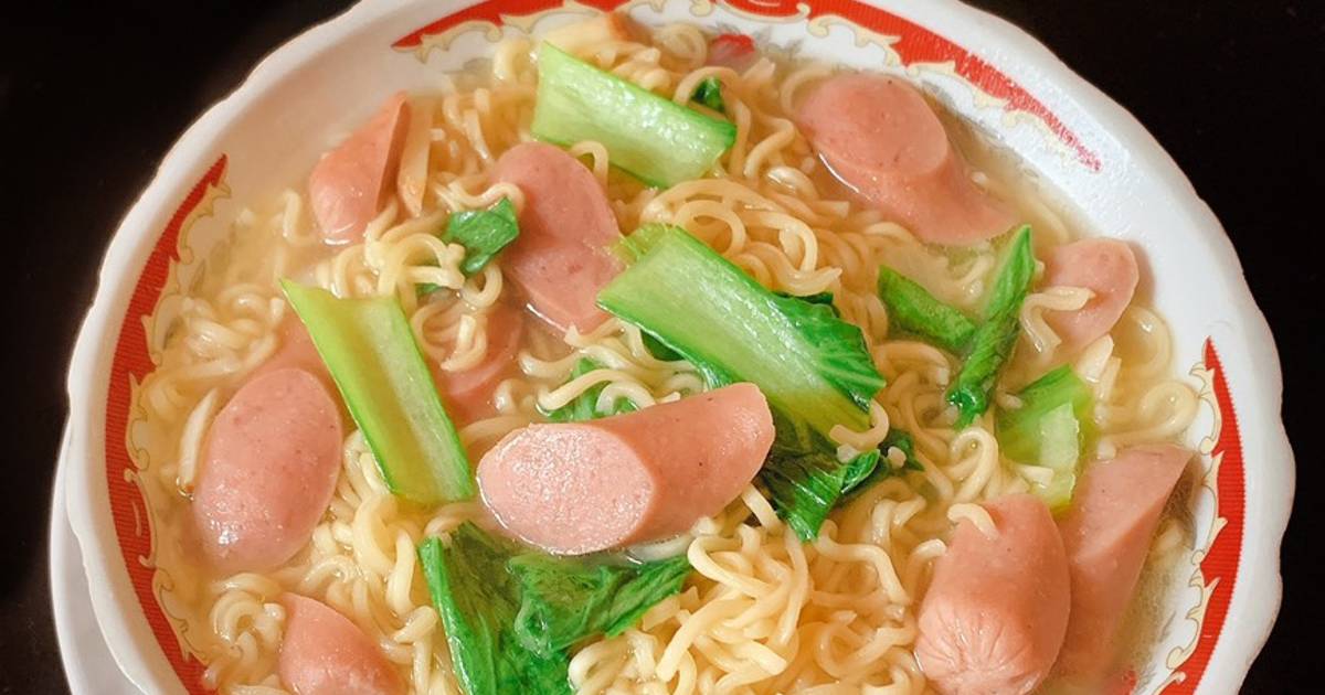 Resep Mie Rebus Sosis oleh tri rahayu imansyah - Cookpad
