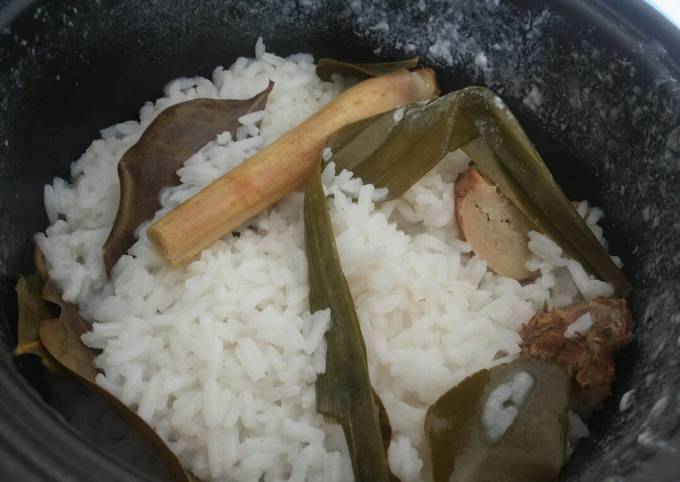 Resep Nasi Uduk Rice Cooker oleh Farah Ayu - Cookpad