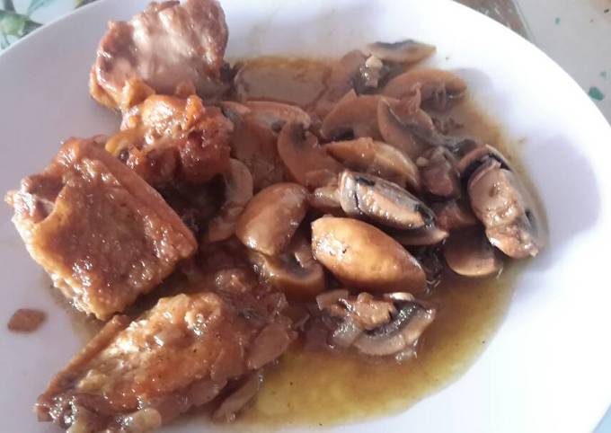 Pollo con champiñones Receta de Ana Viso- Cookpad