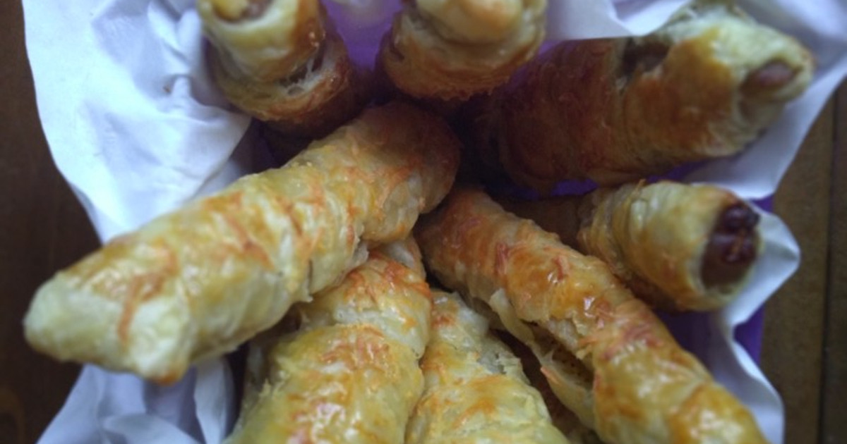 Resep Bolen Pisang Lilit (Kulit Pastry Instan) oleh dewi - Cookpad
