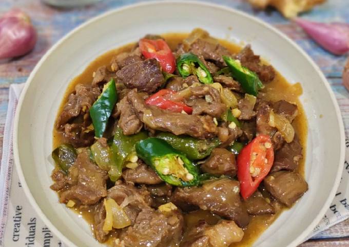 Resep Tumis Sapi Cabe Ijo oleh Dapur Loli😋 - Cookpad