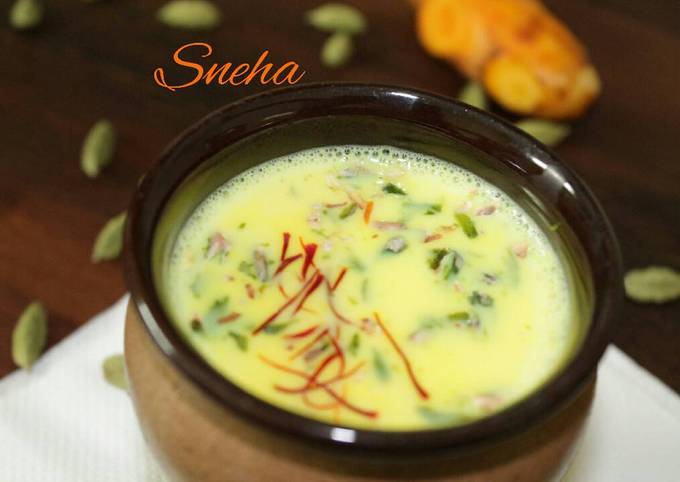 Turmeric Saffron Latte(Haldi kesar Doodh) Recipe by Sneha Satish Tiwari ...
