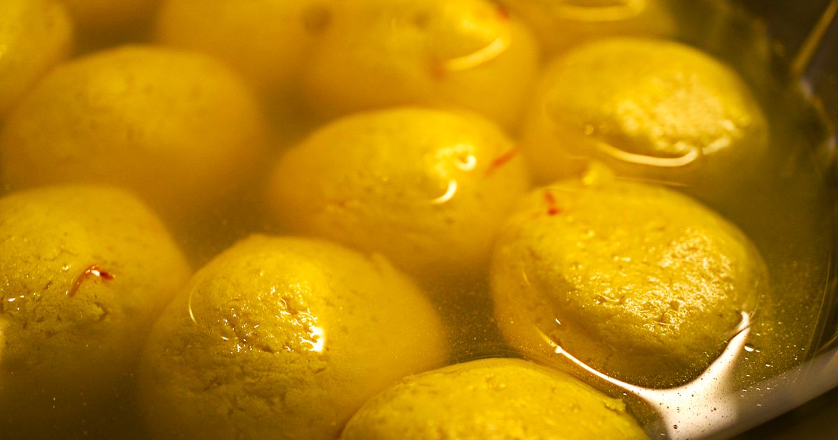Kesar Bhog Or Saffron Flavored Rasgulla Recipe by Narasimhan S K - Cookpad