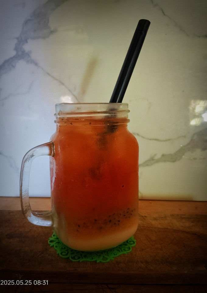 Resep Es Teh Yakult oleh Inhapunyadapur - Cookpad