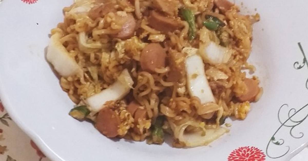Resep Indomie Goreng Spesial oleh Wulan Septiani - Cookpad