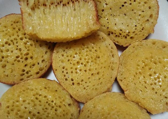 Resep Bika ambon mini oleh Leea Anggraini - Cookpad