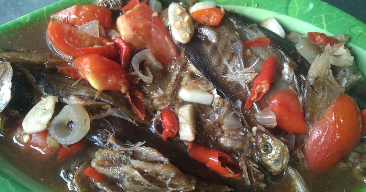 Resep Pindang Ikan Sepat Salai oleh Haru 💙 - Cookpad
