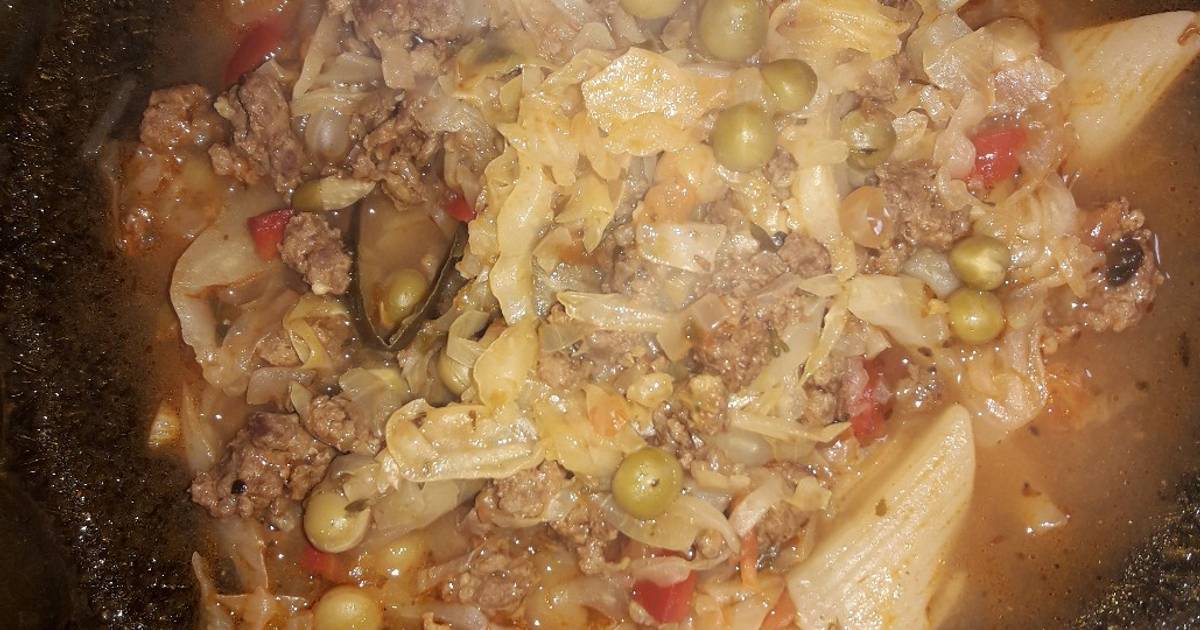 Guiso de Repollo, picada y fideos Mostacholes Receta de Yoli Palazzo ...