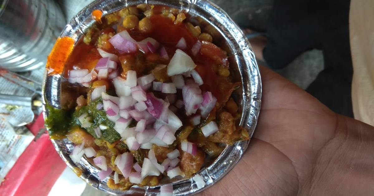 Aloo tikki chat Recipe by deepti - Cookpad