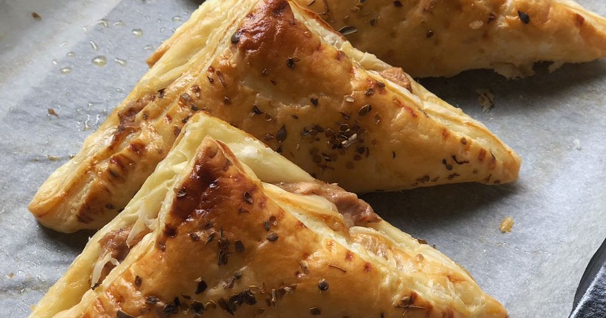 Resep Simple Tuna Puff Pastry oleh Cici - Cookpad