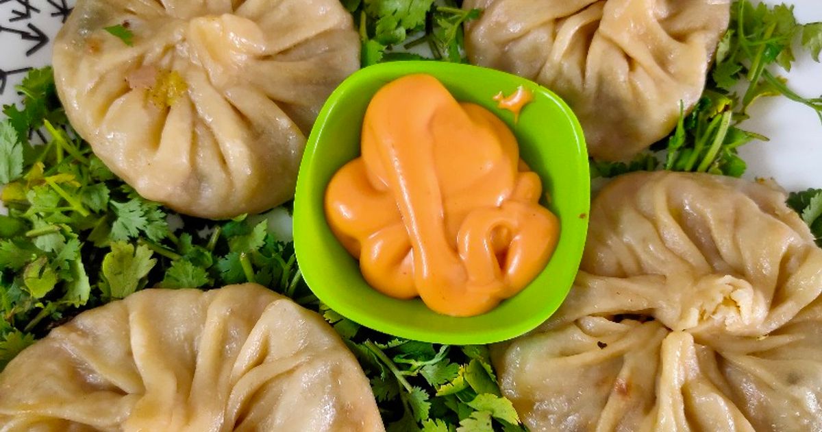 Veg Steamed Momos Recipe by Khushali Dhami - Cookpad