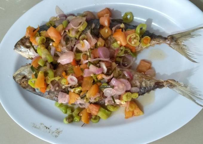 Resep Ikan Kembung Sambel Matah Oleh Dapur Heaven Cookpad