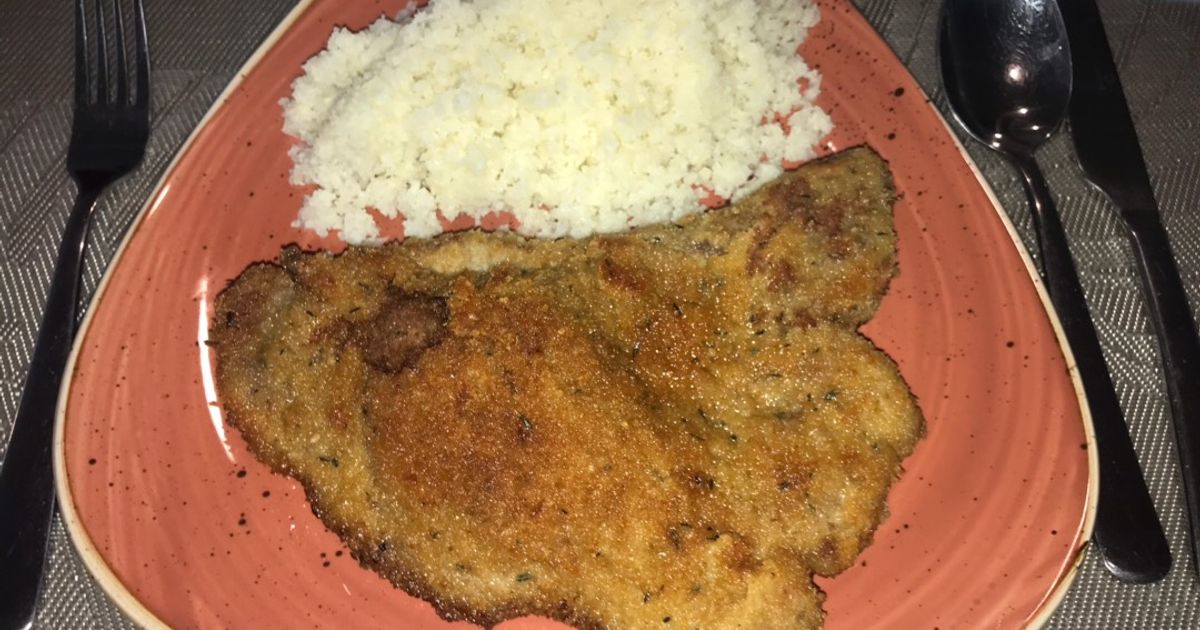 Bistec Apanado Clásico (Milanesa) Con Coliflor Granulada Receta de ...