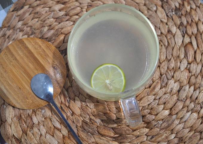 Resep Jeruk Nipis Panas / Aia Asam oleh Ayu Umha - Cookpad