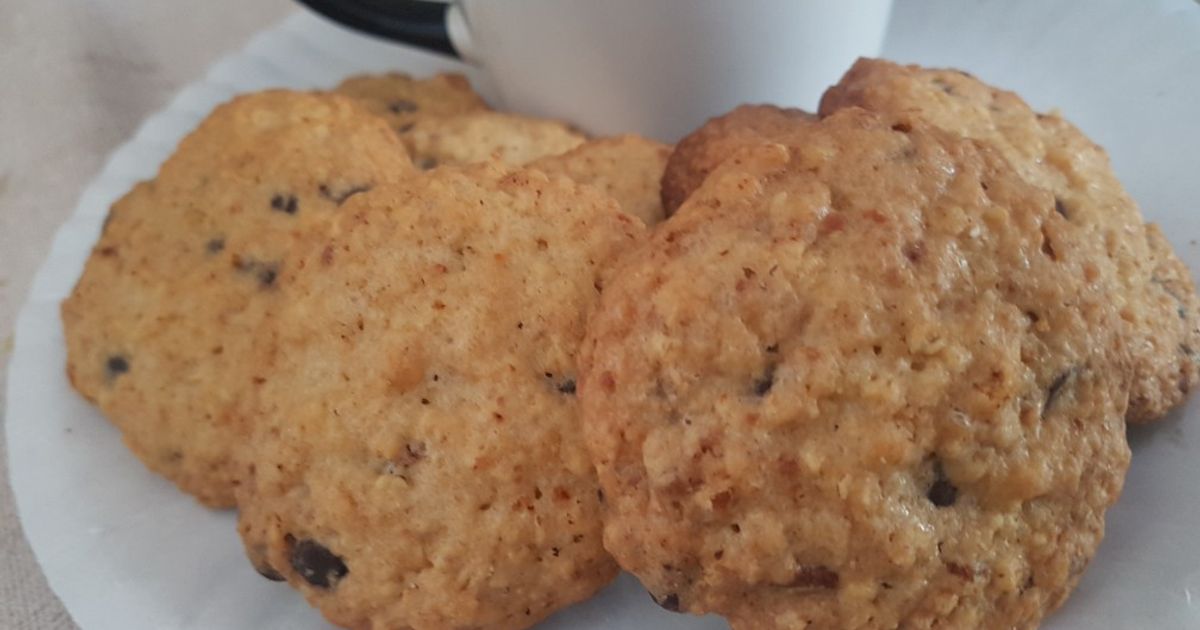 Choc Chip Cookies Recipe by Feroza Kara - Cookpad