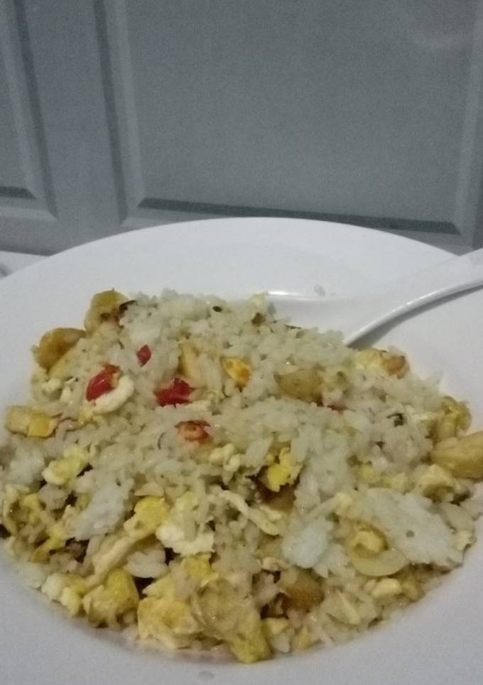 Resep Nasi Goreng Putih / Singapore Ala Cerita Kontrakan oleh Sidiq ...