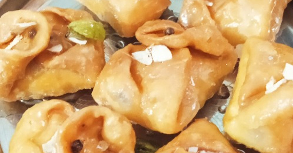 लौंग लता मिठाई(Laung Lata Mithai Recipe In Hindi) रेसिपी बनाने की विधि ...