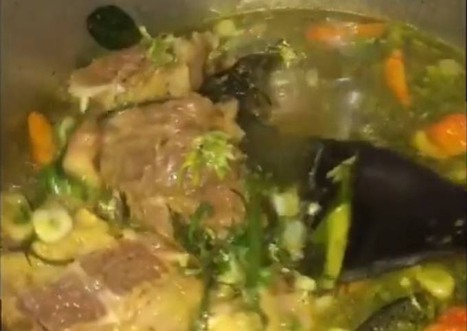 Resep Kuah Balung Babi oleh Ogek Nitha - Cookpad