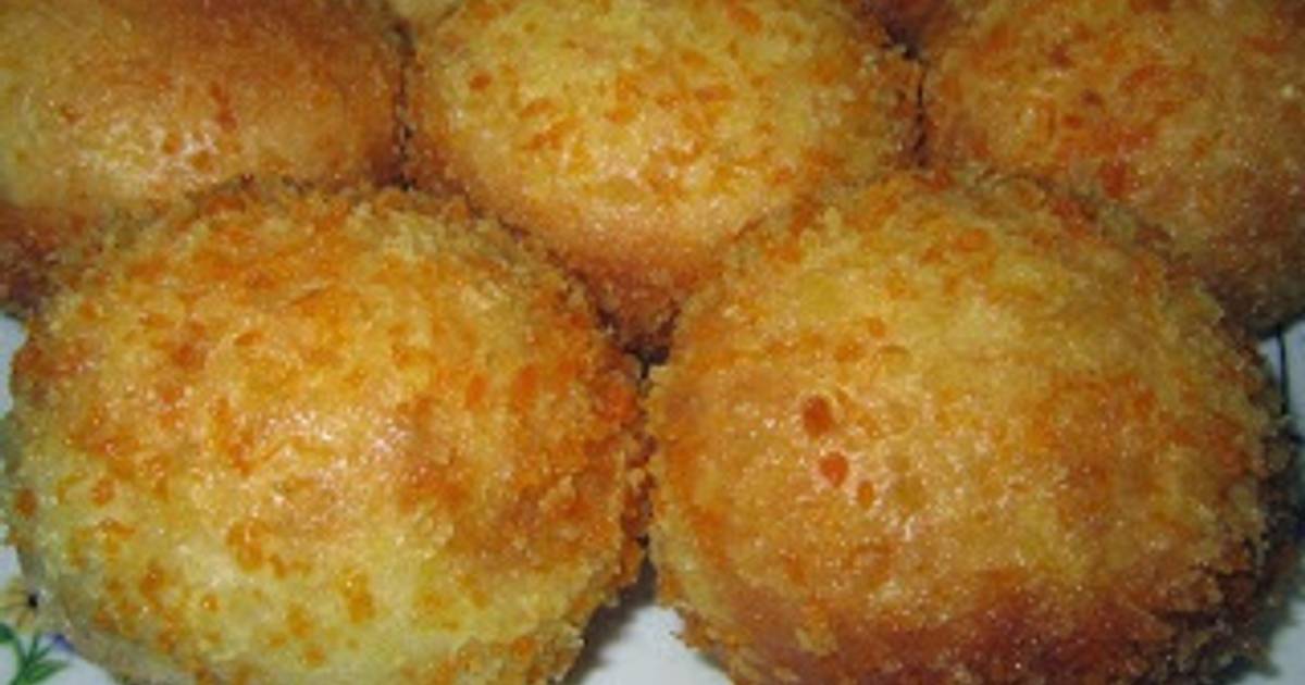 Resep Roti goreng isi ayam sama bakso oleh Annisa ajjah - Cookpad