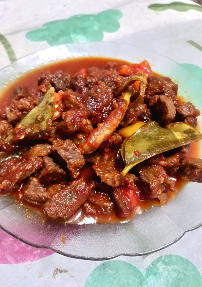 Resep Oseng Mercon Daging Idul Adha oleh Bunda Hisyam - Cookpad