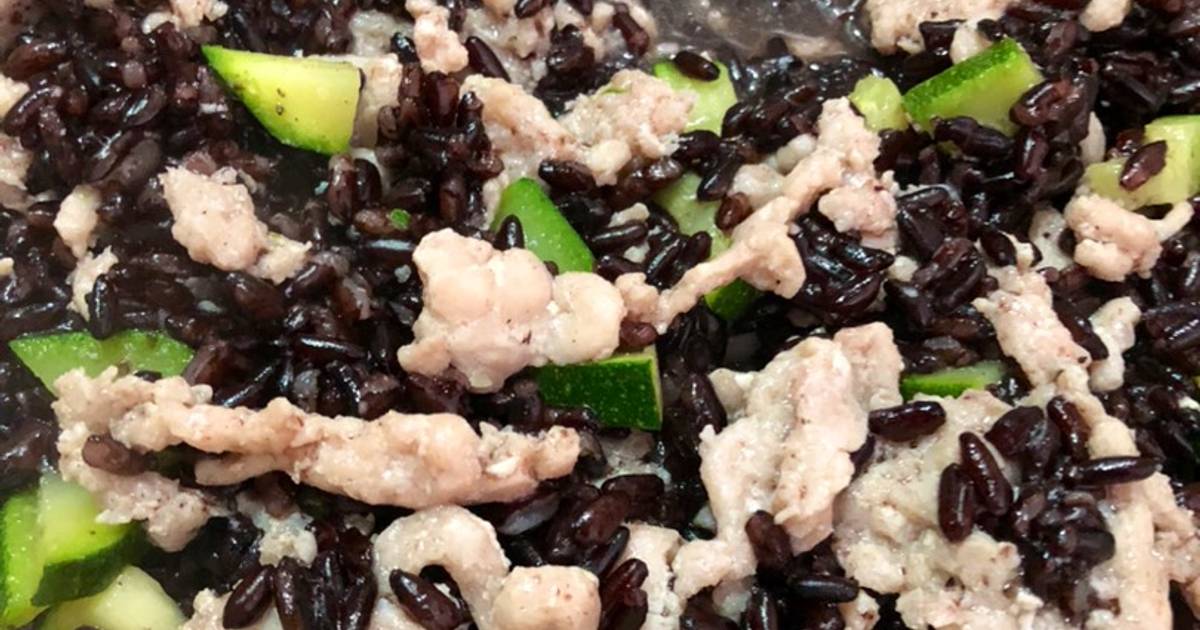 Ricetta Riso nero con pollo e zucchine di Raffaella - Cookpad
