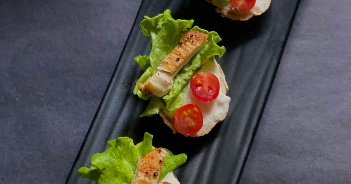 Mini Fusion Bruschetta Spanish Style Recipe by Madhumita Bishnu - Cookpad