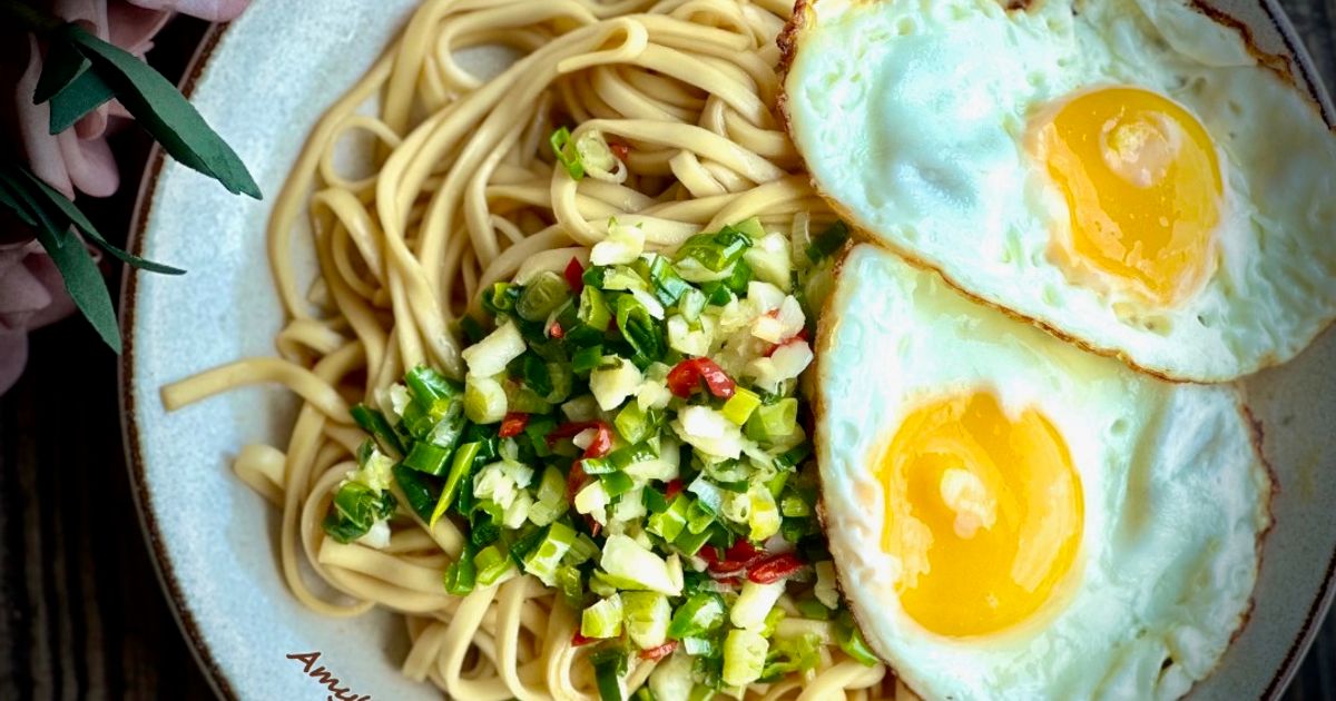 Scallion Oil Noodles (Typhoon Noodles) Recipe By Amy’s Kitchen