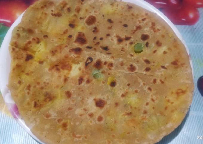 Easy Potato paratha Recipe Recipe by Chhaya Chouhan - Cookpad