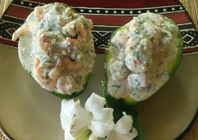 Palta rellena Receta de Elizabeth Sponton- Cookpad