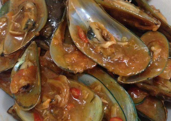 Resep Kerang Ijo Saus Padang oleh Ine Pechler - Cookpad