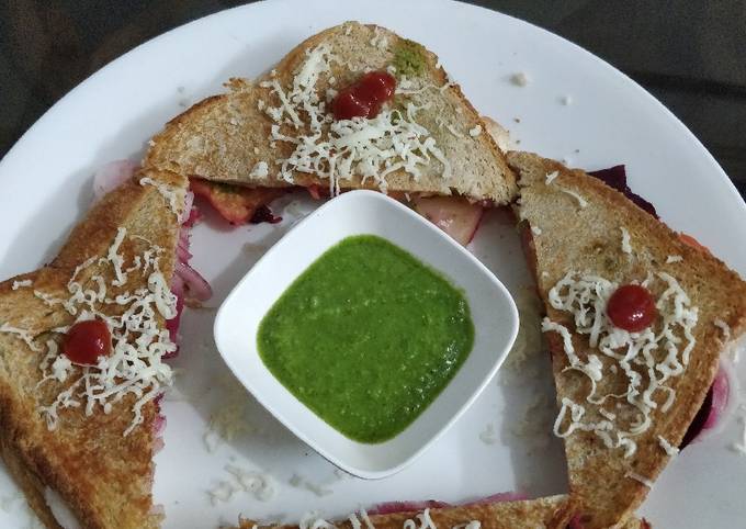 Healthy Veg Tava toast Sandwich Recipe by Neeta Badlani - Cookpad