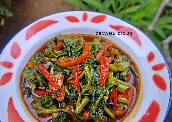 Resep Kangkung Saus Tiram Ala Resto Oleh Devanlicious Cookpad
